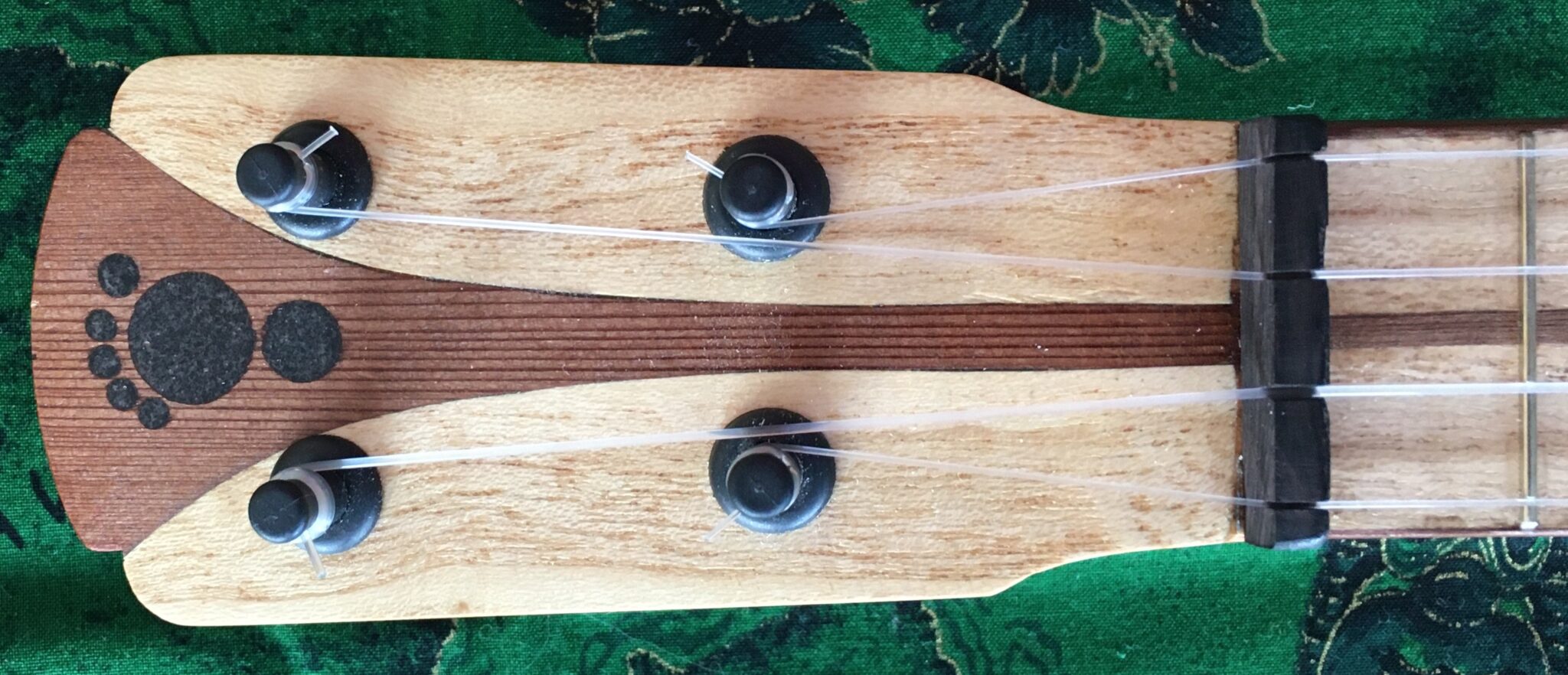 Redwood-Honey Locust Ukulele – Backyard 'Ukuleles